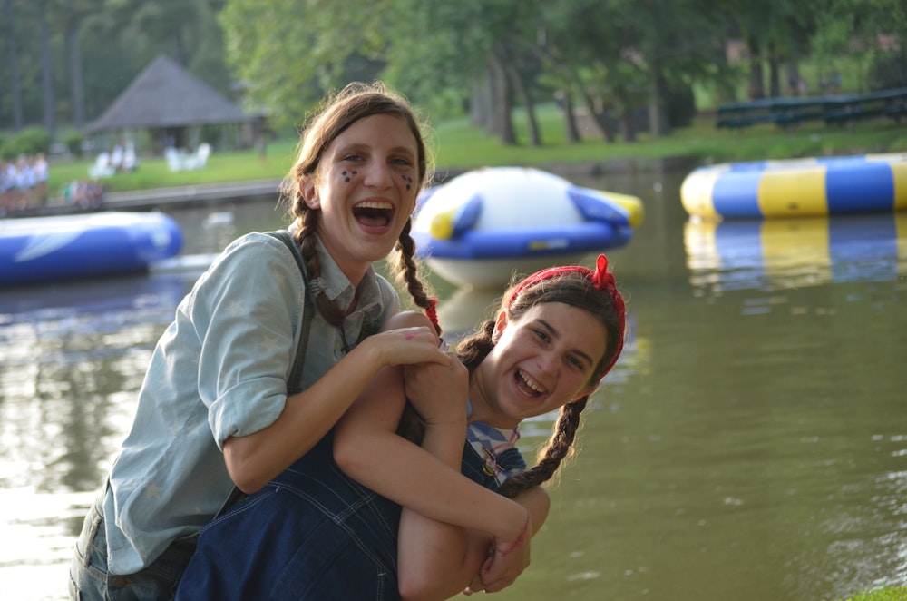 10 Reasons Your Camp Friends are the Best Valentines - Camp Greystone News